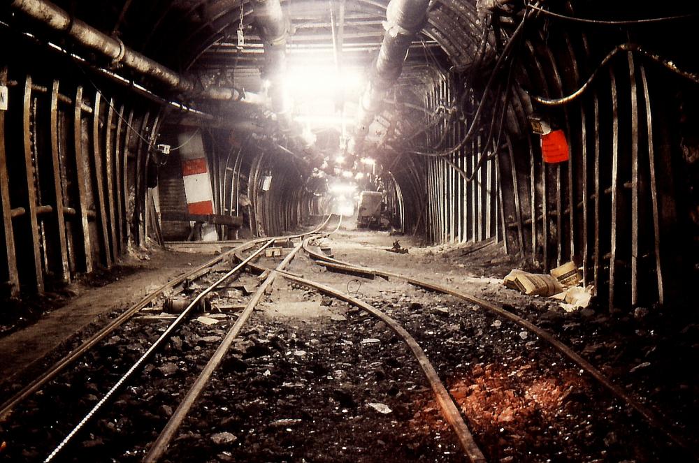 View looking up the Wigan mines access return. - Northern Mine Research ...