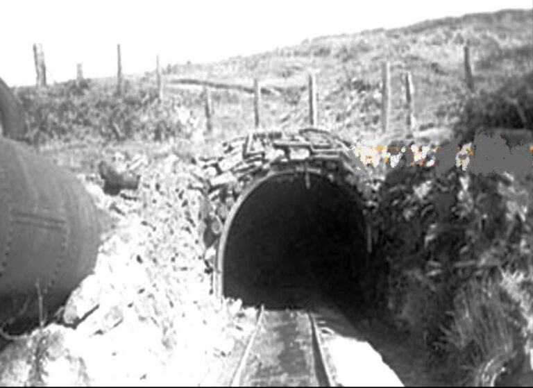 Deakins Red Ash Level - Northern Mine Research Society